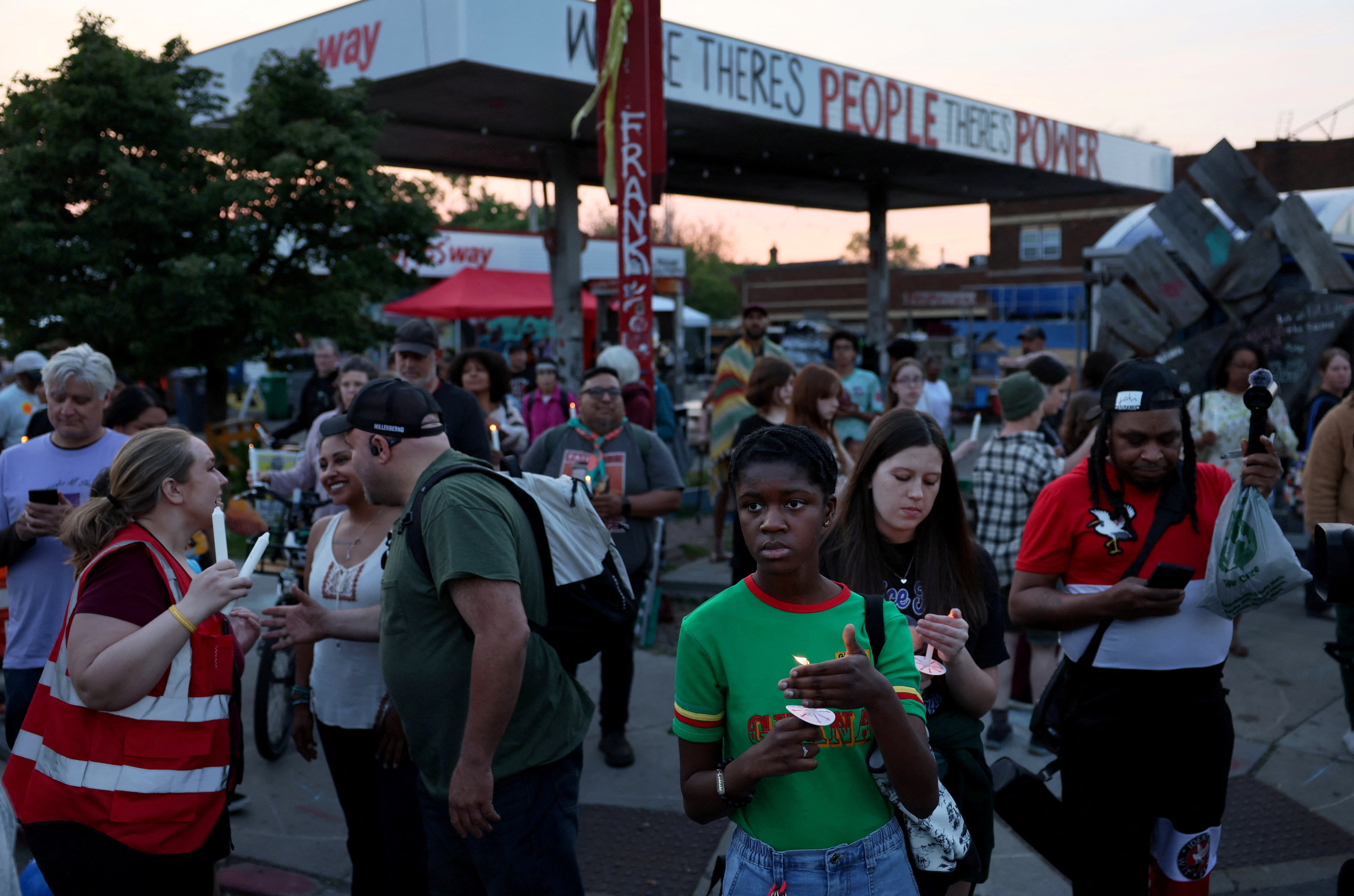 Protecting journalism, without federal police reforms - U.S. Press ...