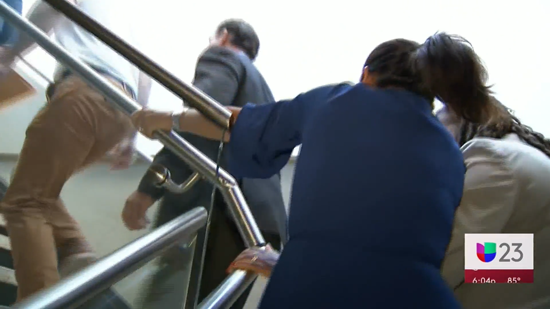 Univision reporter ‘blocked, shoved’ by Miami mayor’s security - U.S ...