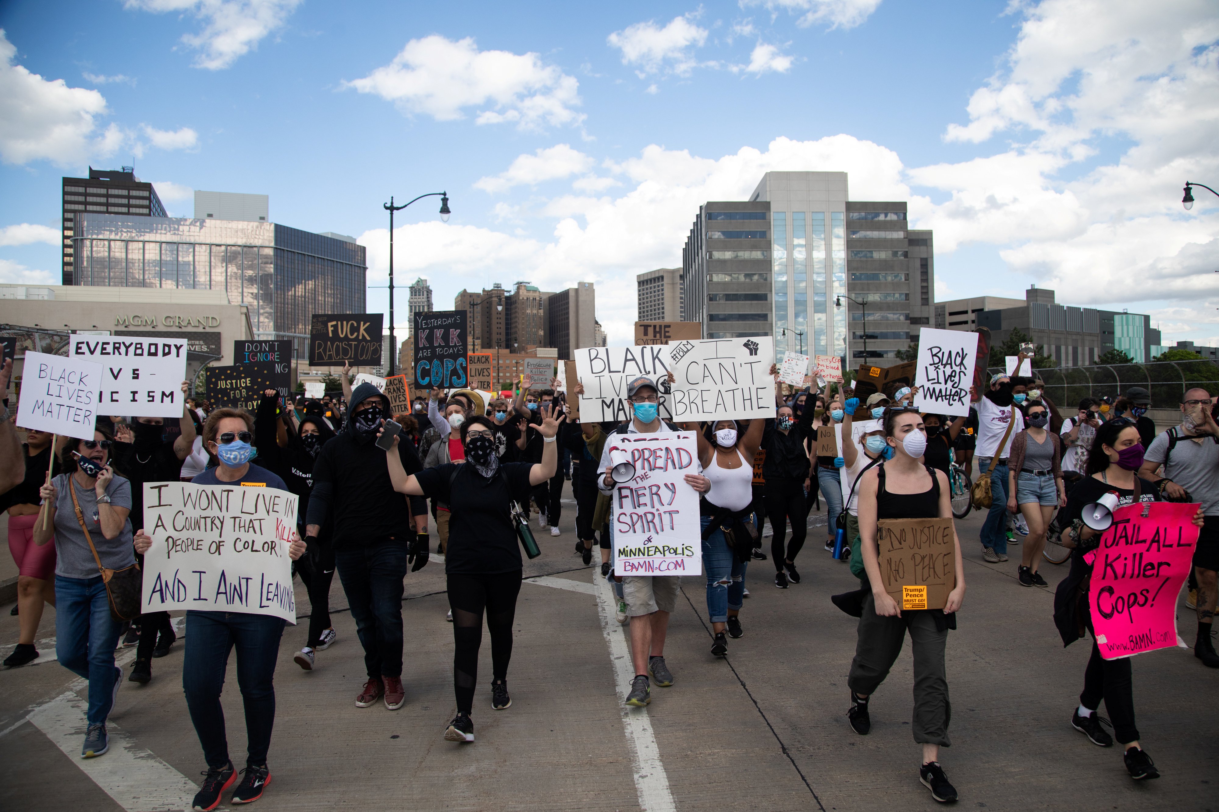 Getty photojournalist hit with rubber bullets in Detroit; officer ...