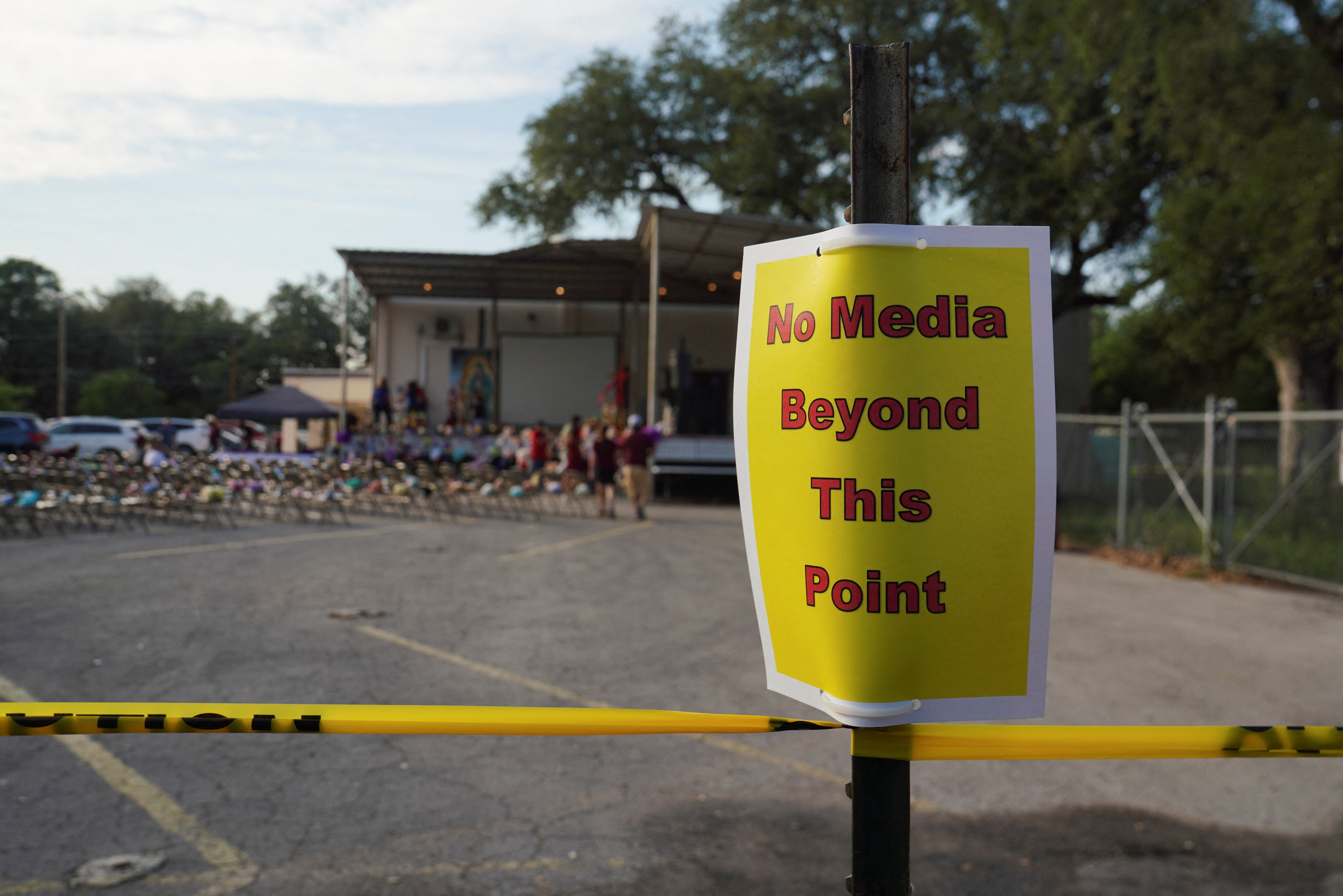 Journalists covering mass shootings report harassment and threats of ...