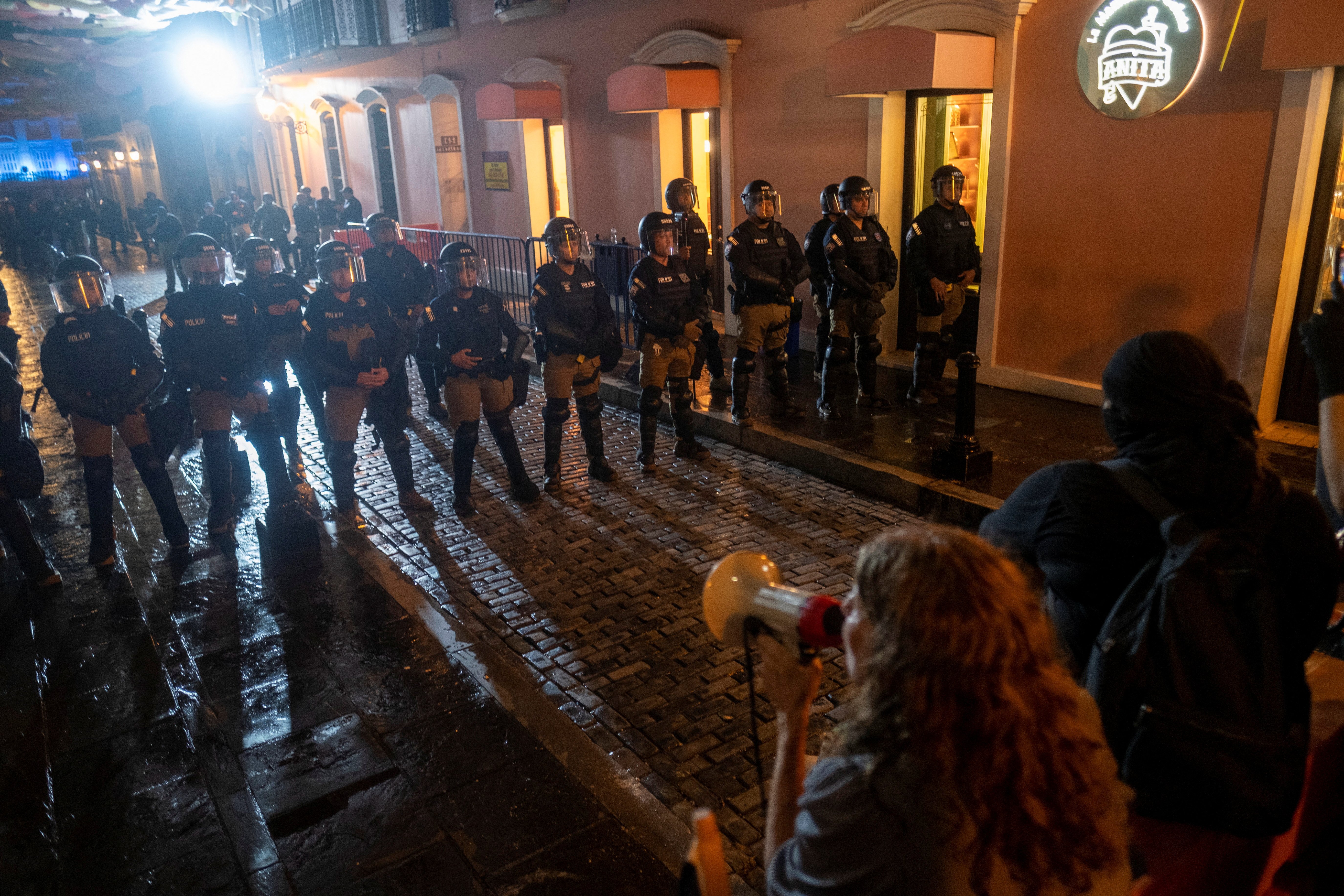 Independent journalist pepper-sprayed covering protests in Puerto Rico ...